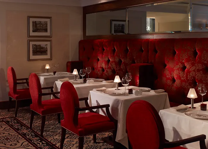 THE ROYAL HORSEGUARDS HOTEL, LONDON, LONDON